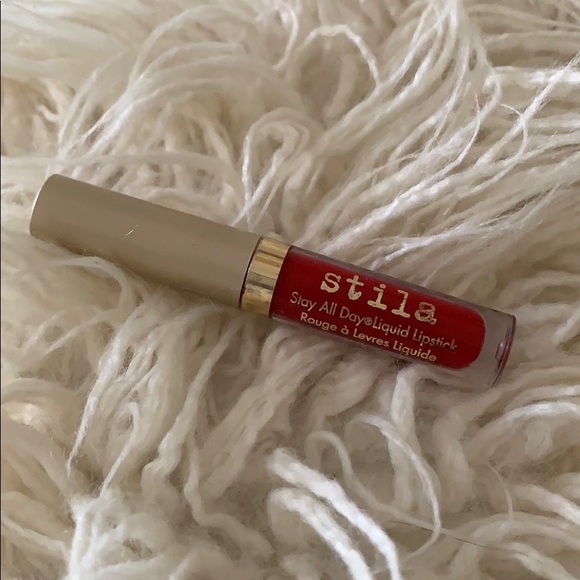 Stila | Makeup | New Stila Liquid Lipstick In Beso Travel Size | Poshmark